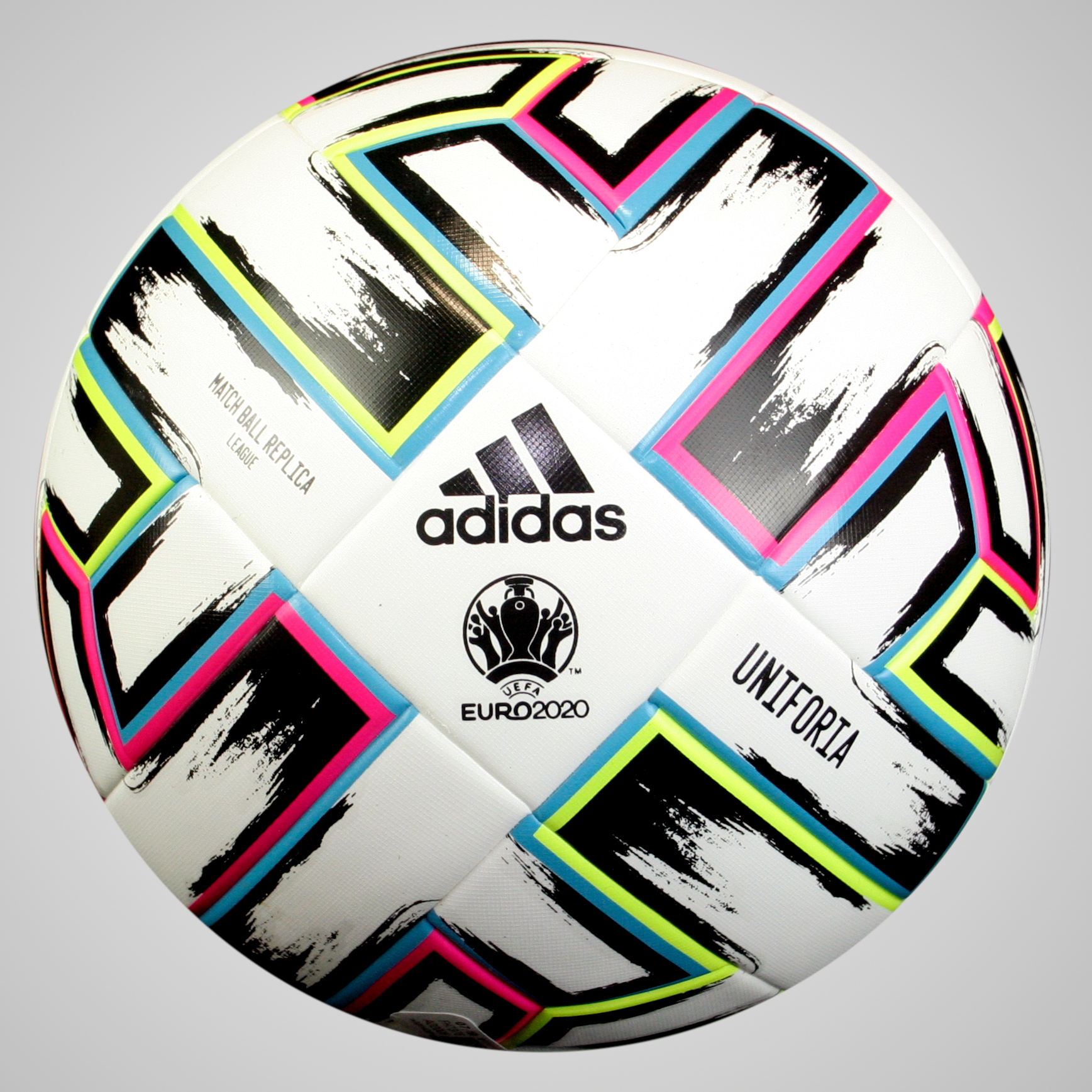 Die EM-Ball-Versionen 2020 im Überblick | Ball One