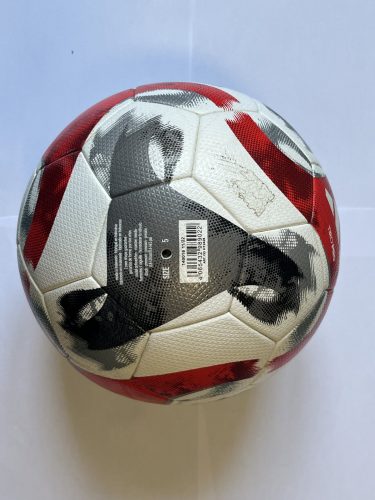 Adidas Tiro Pro – Ein solider Spielball mit Einschränkungen | Ball One